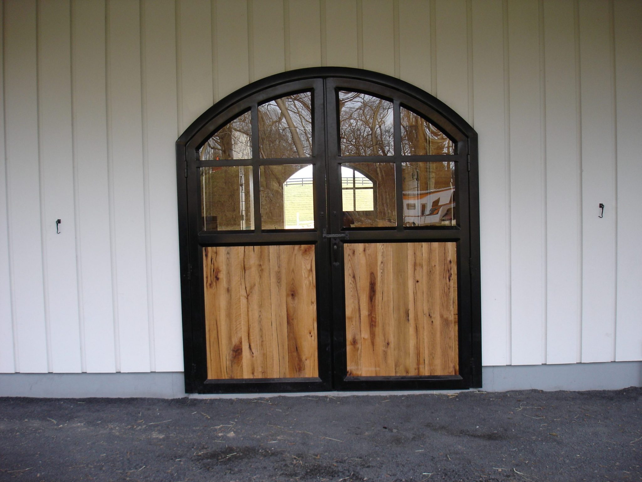 Custom & Aluminum Exterior Barn Doors | Sunset Valley Metalcraft